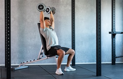 Sittande axelpress | Svenskt Kosttillskott