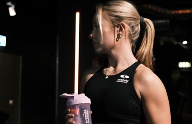 Läs om Sarah Knutsson | hos Svenskt Kosttillskott